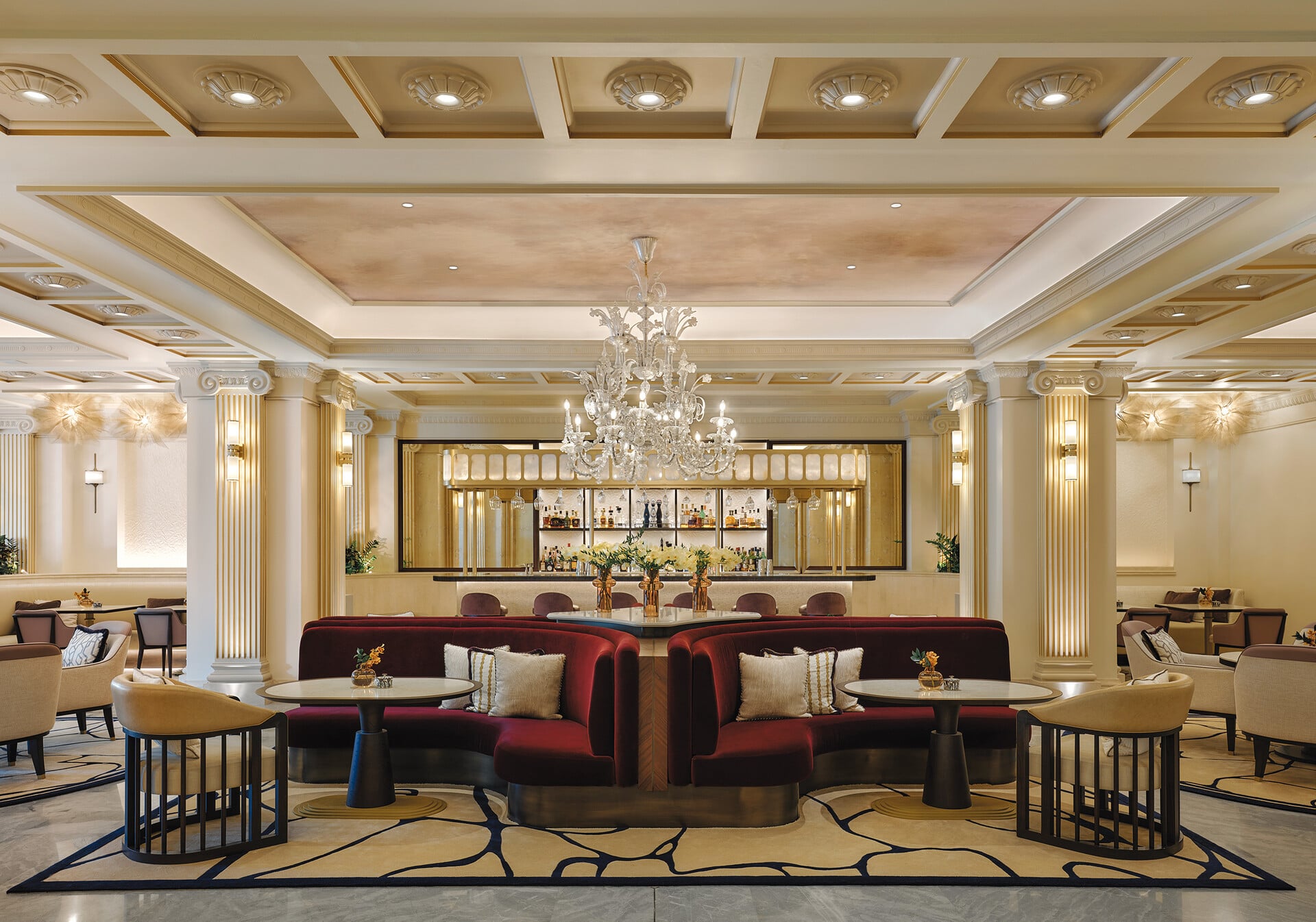 George, The Lobby Bar: Το νέο αστικό στέκι του ξενοδοχείου King George ...